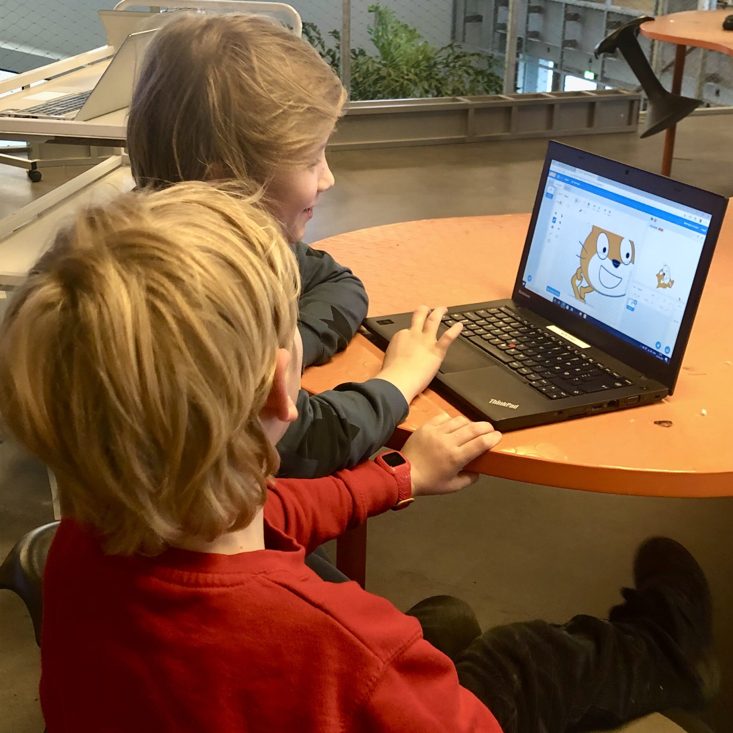 Teknologi på skoleskemaet - Coding Pirates Denmark