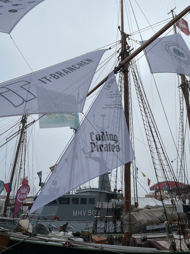 Piraterne indtager Folkemødet 2024 - Coding Pirates Denmark Piraterne indtager Folkemødet 2024 - Coding Pirates Denmark